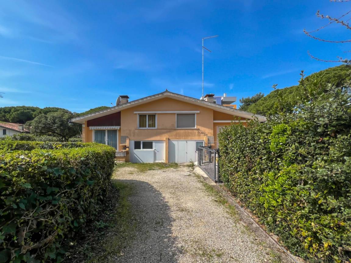 65 M² Villa ∙ 3 Bedrooms ∙ 6 Guests - Bibione