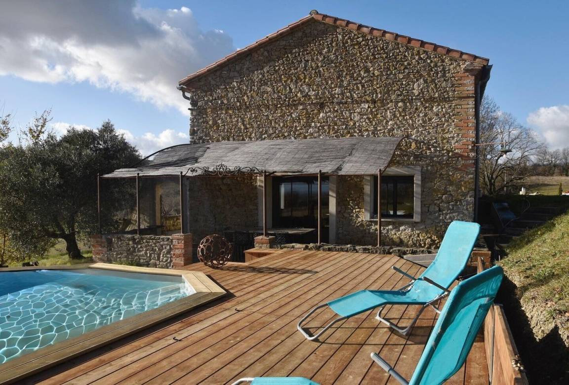 140 M² Gîte ∙ 3 Chambres ∙ 6 Personnes - Castres