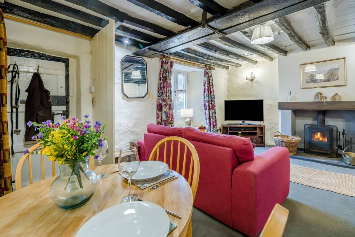 Cottage ∙ 2 Bedrooms ∙ 4 Guests - Grange-over-Sands