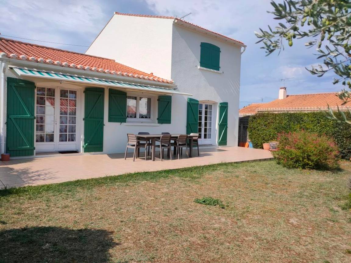 98 M² Maison De Vacances ∙ 4 Chambres ∙ 9 Personnes - Saint-Hilaire-de-Riez