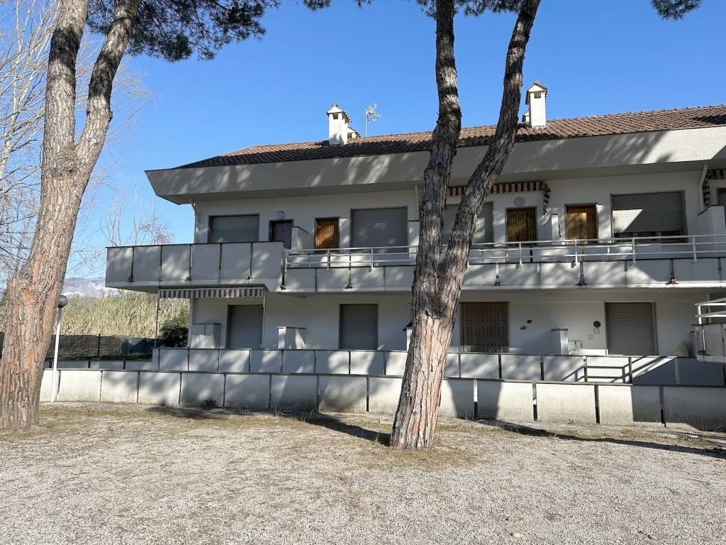 60 M² Apartment ∙ 1 Bedroom ∙ 5 Guests - Massa