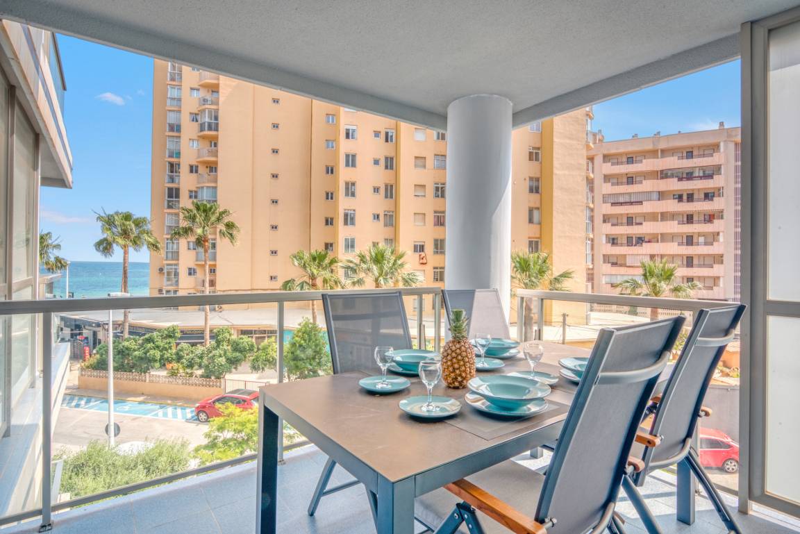 85 M² Apartamento ∙ 2 Habitaciones ∙ 6 Huéspedes - Calpe