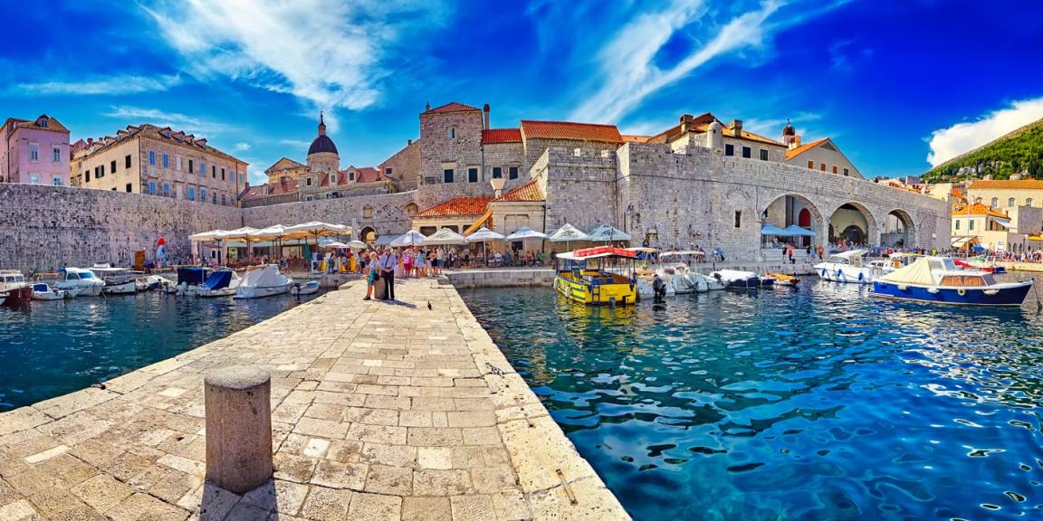 Houseboat ∙ 2 Bedrooms ∙ 4 Guests - Croatia