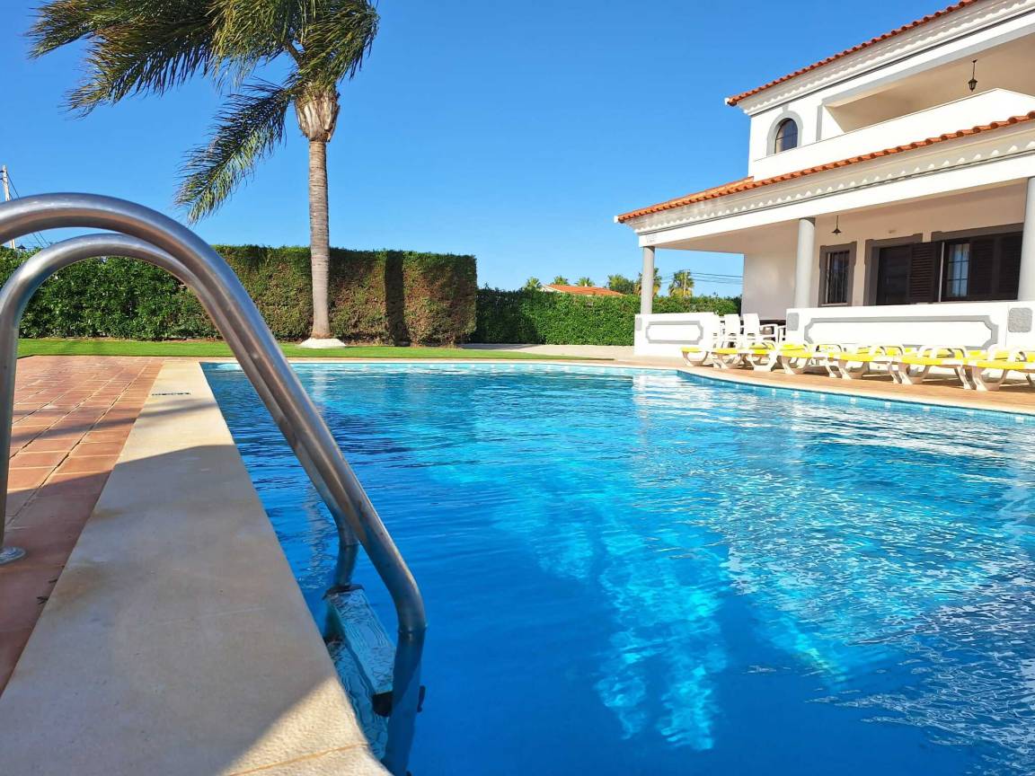 216 M² Casa ∙ 4 Habitaciones ∙ 8 Huéspedes - Albufeira