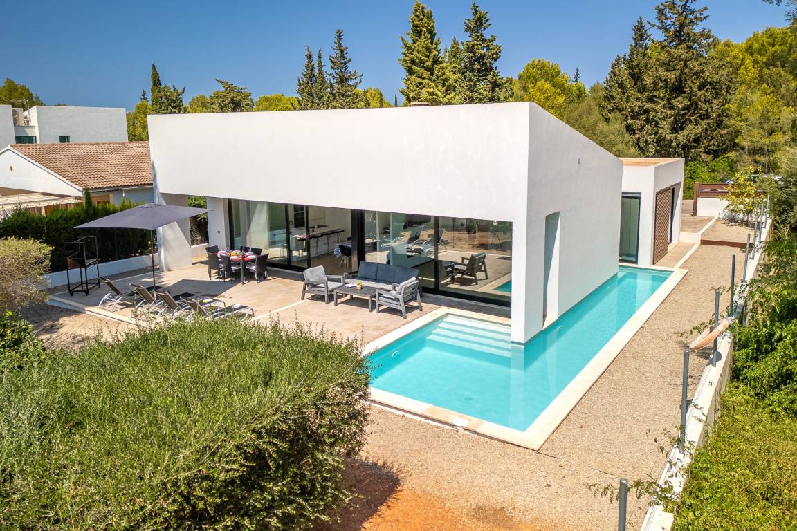 160 M² Villa ∙ 3 Habitaciones ∙ 6 Huéspedes - Alcudia