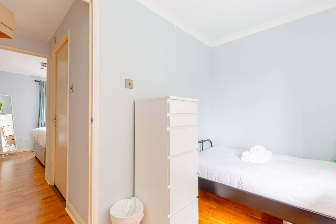 65 M² House ∙ 2 Bedrooms ∙ 3 Guests - Greenwich