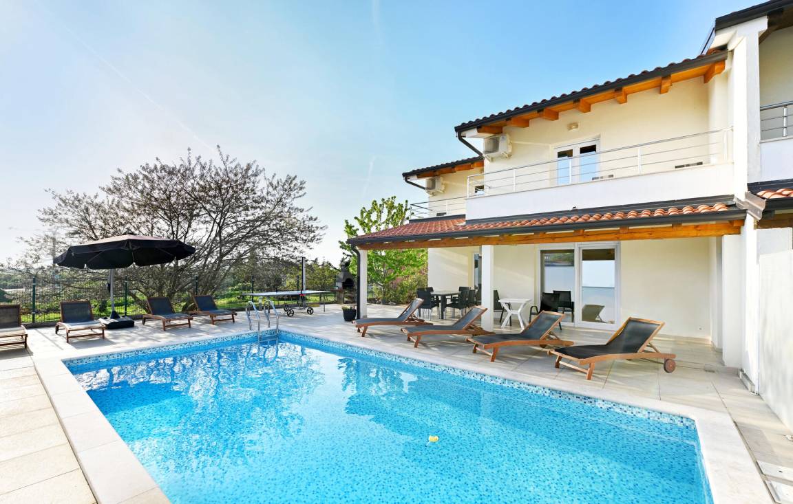 200 M² Maisonette ∙ 4 Bedrooms ∙ 8 Guests - Izola