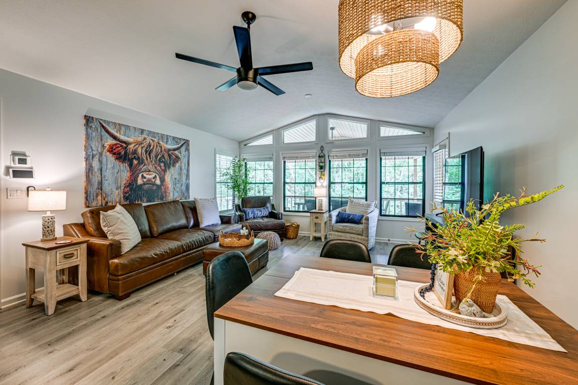 222 M² House ∙ 3 Bedrooms ∙ 10 Guests - Hiawassee, GA