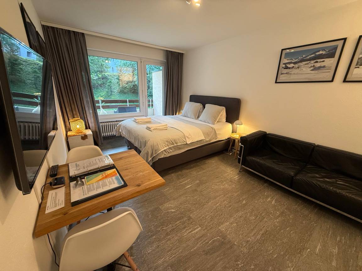 25 M² Ferienwohnung ∙ 1 Schlafzimmer ∙ 2 Gäste - Chur