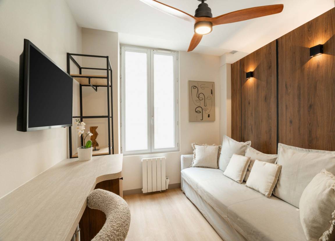 20 M² Appartement ∙ 2 Personnes - Trocadéro