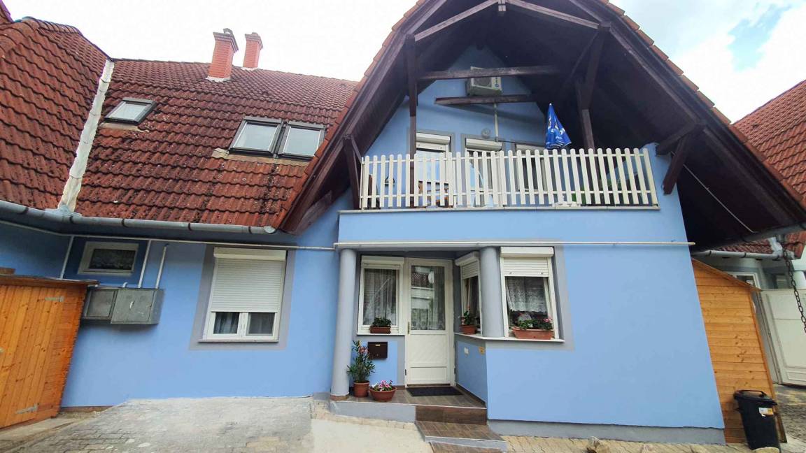 75 M² Ferienhaus ∙ 3 Schlafzimmer ∙ 6 Gäste - Tihany