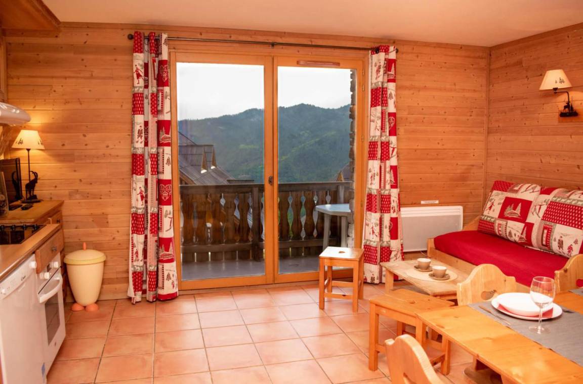 43 M² Apartamento ∙ 2 Habitaciones ∙ 8 Huéspedes - Barcelonnette