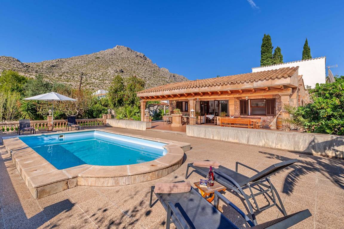 178 M² Villa ∙ 2 Bedrooms ∙ 4 Guests - Port de Pollença