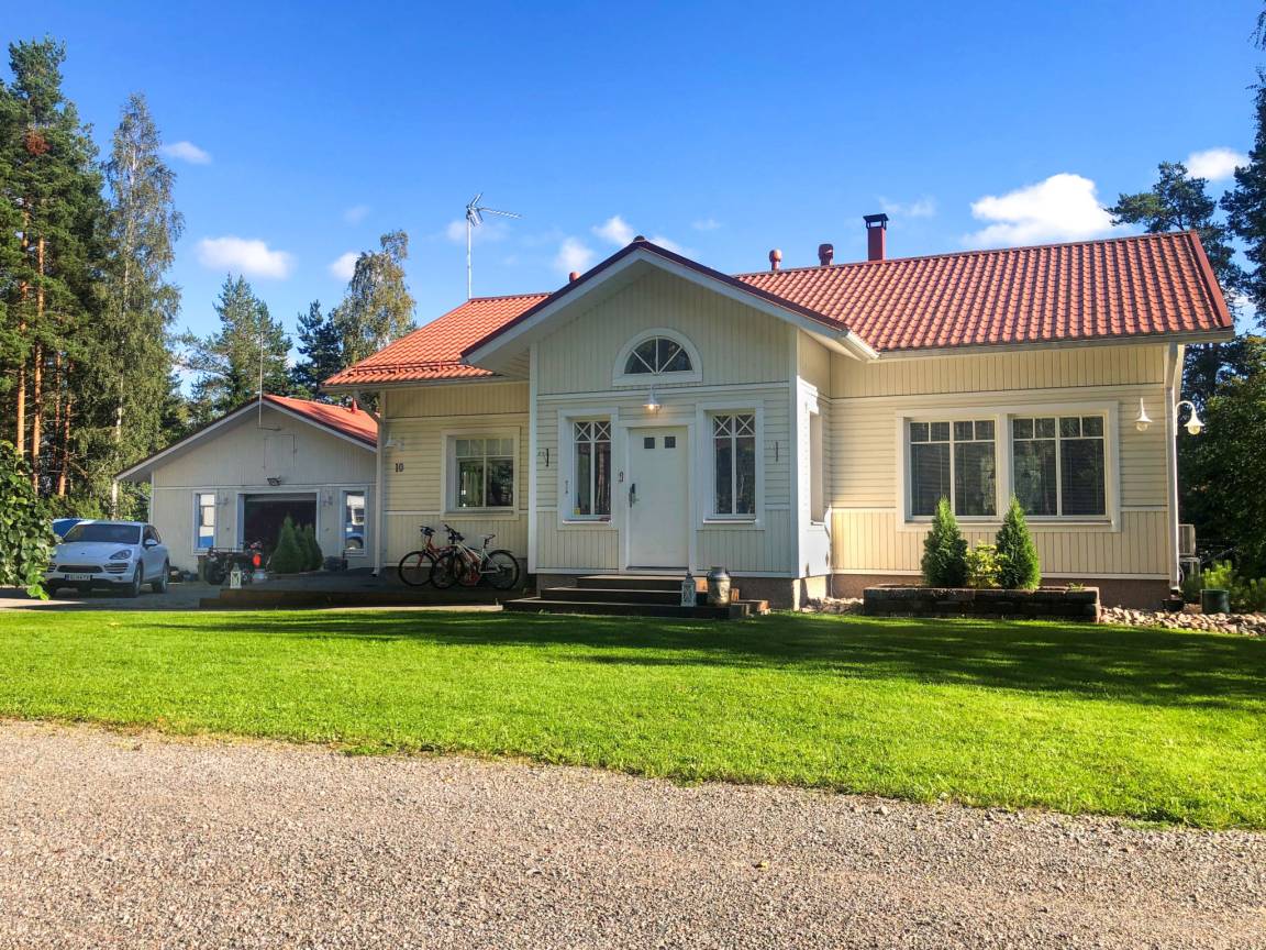 120 M² Talo ∙ 2 Makuuhuonetta ∙ 16 Vierasta - Kankaanpää