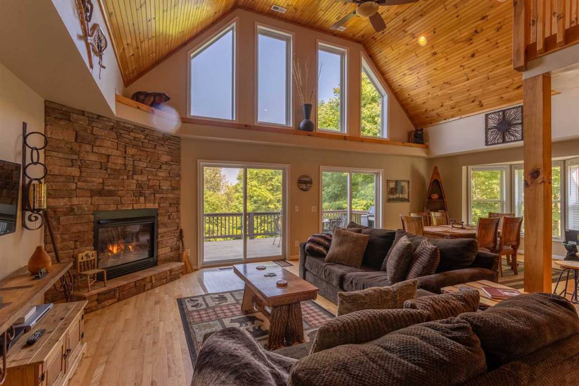 Cabin ∙ 3 Bedrooms ∙ 6 Guests - Banner Elk, NC