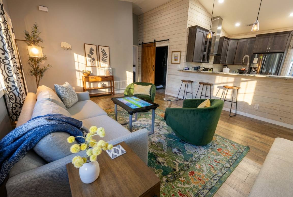145 M² House ∙ 2 Bedrooms ∙ 7 Guests - Splash Park, Bloomington
