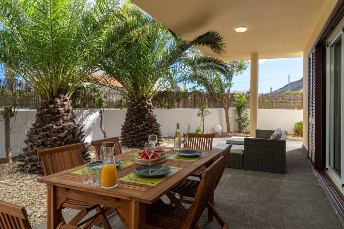 170 M² House ∙ 4 Bedrooms ∙ 8 Guests - Porto Santo