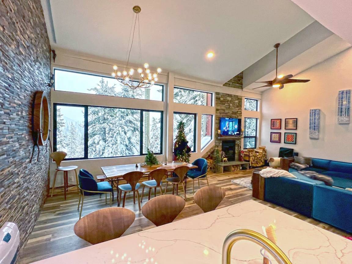 177 M² House ∙ 5 Bedrooms ∙ 12 Guests - Mammoth Lakes, CA