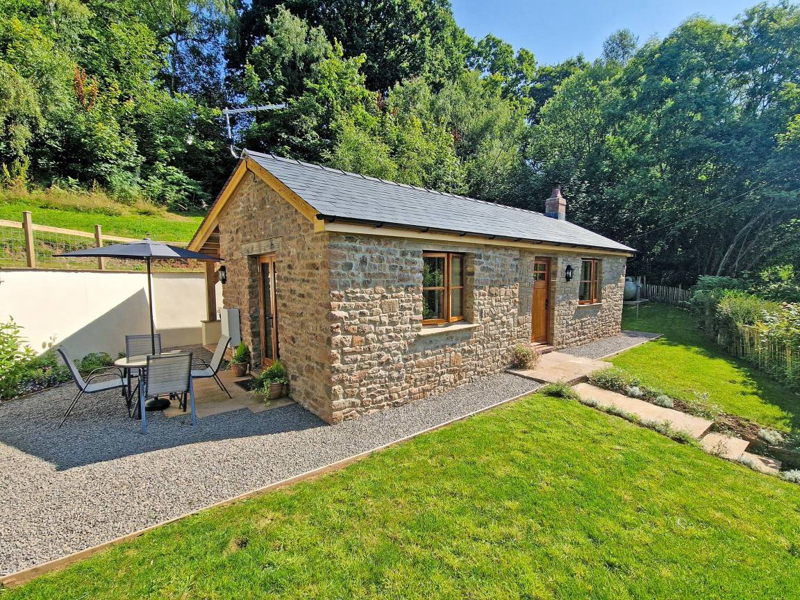 Cottage ∙ 1 Bedroom ∙ 4 Guests - Chepstow