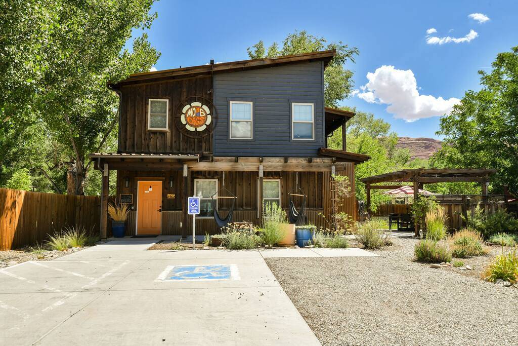 House ∙ 2 Bedrooms ∙ 4 Guests - Moab, UT
