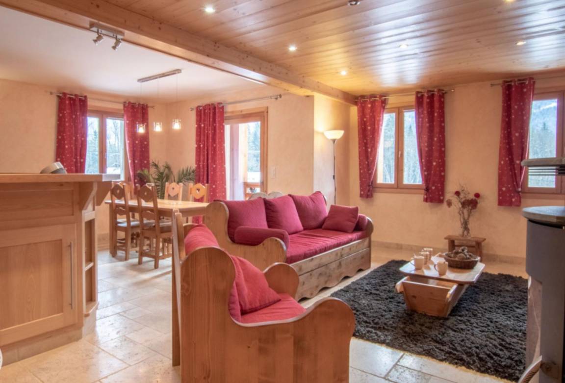 80 M² Appartement ∙ 2 Chambres ∙ 4 Personnes - Cluses