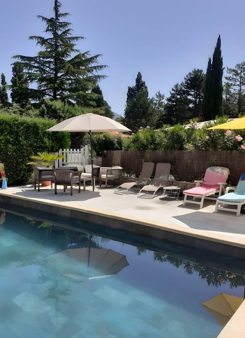 35 M² Maison De Vacances ∙ 2 Chambres ∙ 4 Personnes - Malaucène