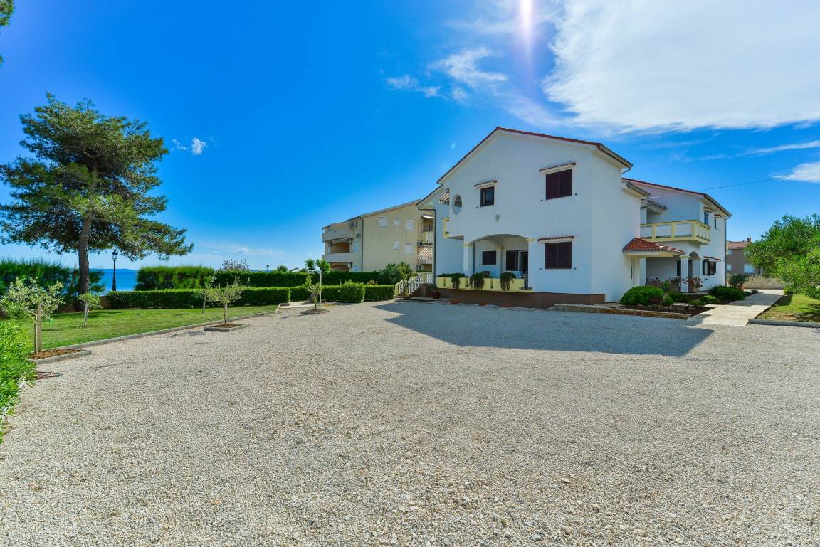 75 M² Appartement ∙ 2 Chambres ∙ 6 Personnes - Vir