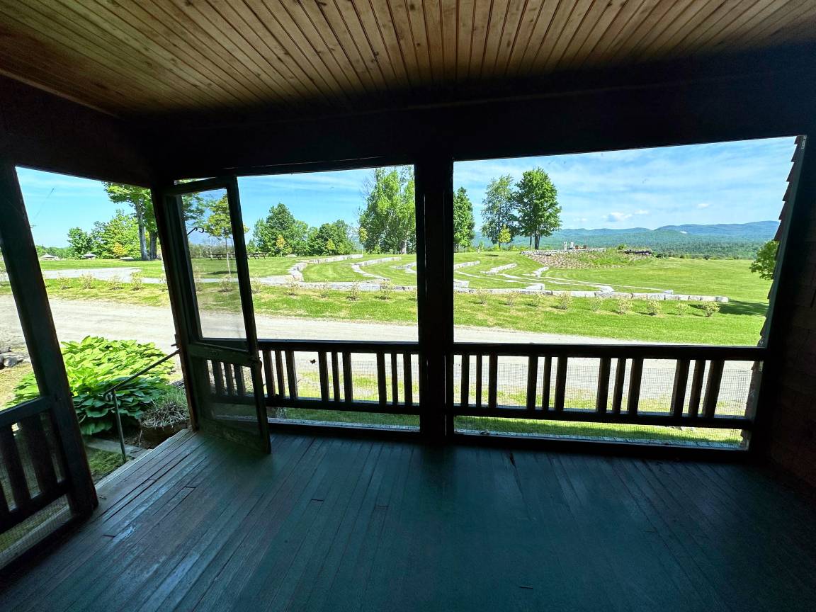 House ∙ 3 Bedrooms ∙ 9 Guests - Littleton, NH