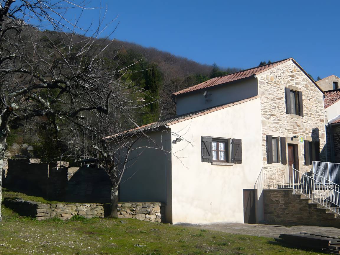 60 M² House ∙ 2 Bedrooms ∙ 6 Guests - Roquebrun