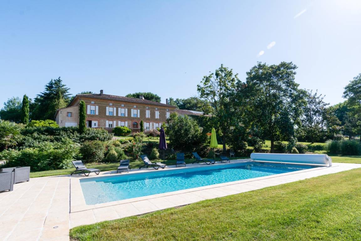 250 M² Gîte ∙ 5 Chambres ∙ 11 Personnes - Tarn