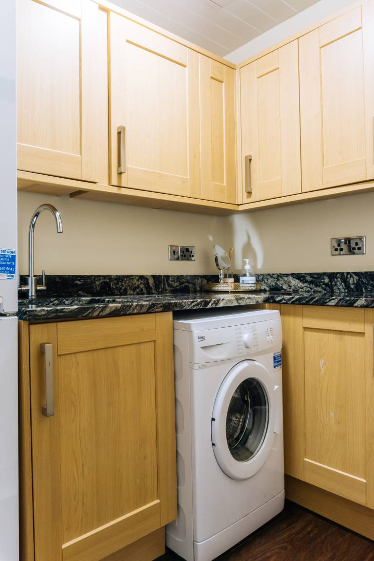 65 M² Apartment ∙ 3 Bedrooms ∙ 5 Guests - Edinburgh
