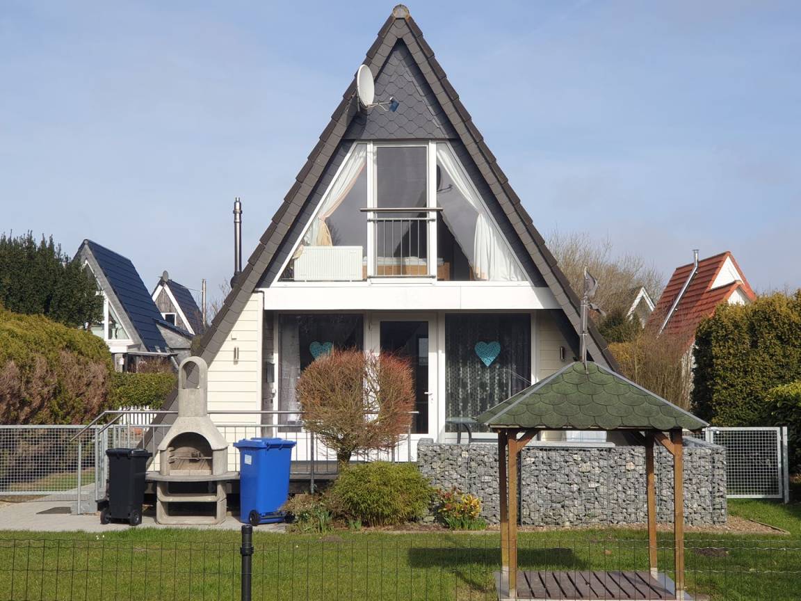 78 M² Ferienhaus ∙ 3 Schlafzimmer ∙ 6 Gäste - Nordenham