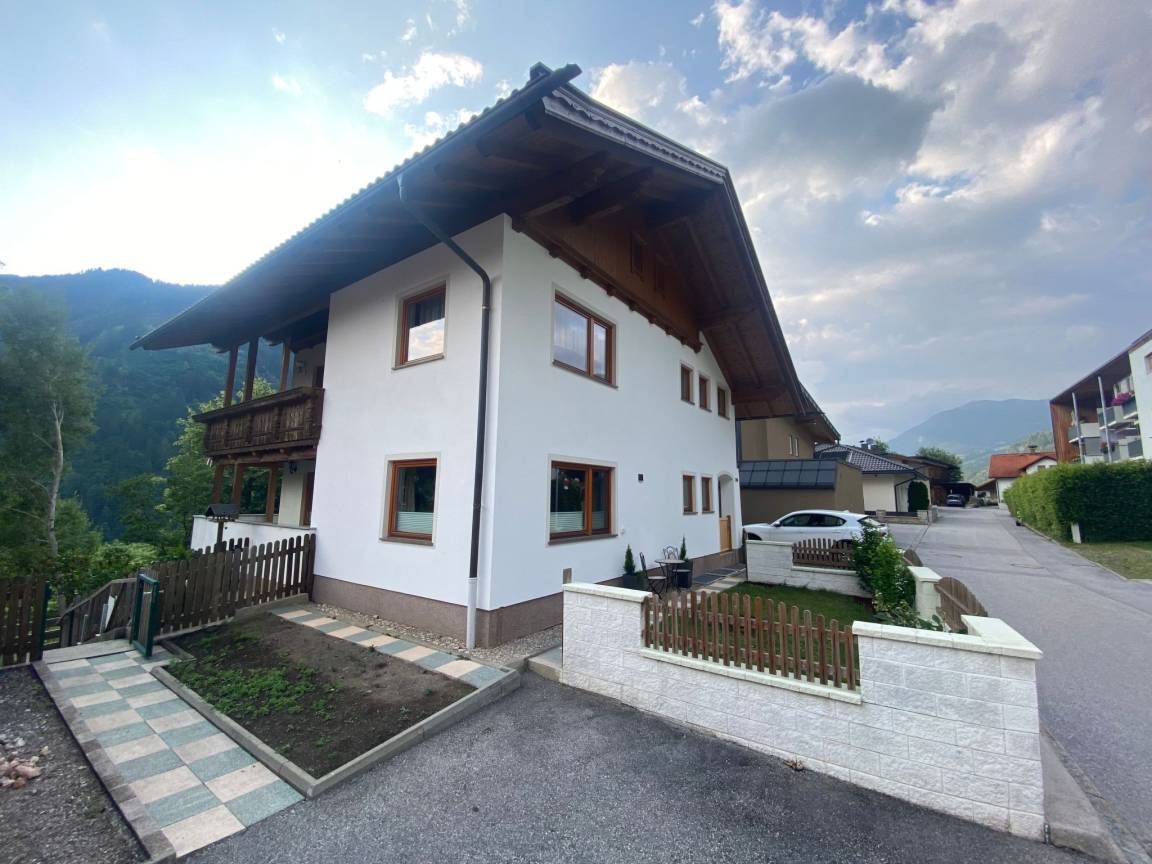 150 M² Ferienhaus ∙ 4 Schlafzimmer ∙ 10 Gäste - Zell am Ziller