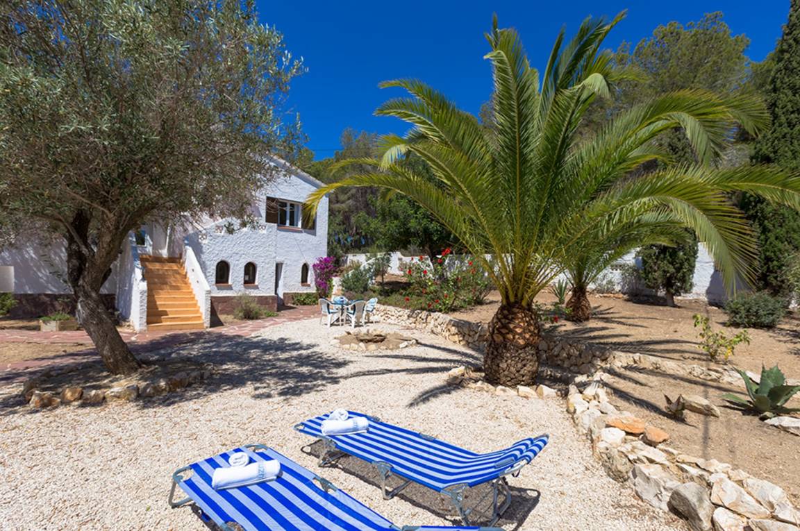 150 M² Villa ∙ 2 Bedrooms ∙ 4 Guests - Benisa