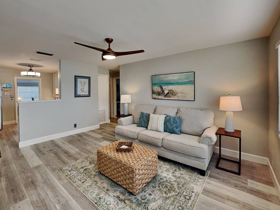 House ∙ 2 Bedrooms ∙ 4 Guests - Ormond Beach, FL