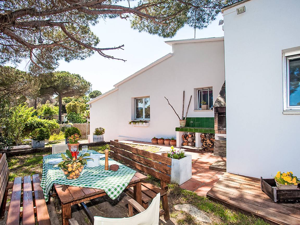 180 M² Casa ∙ 2 Habitaciones ∙ 6 Huéspedes - Granollers