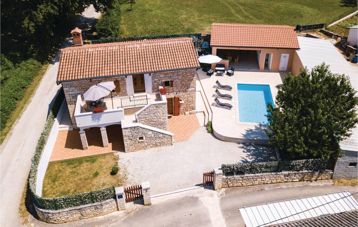 106 M² House ∙ 3 Bedrooms ∙ 8 Guests - Istria