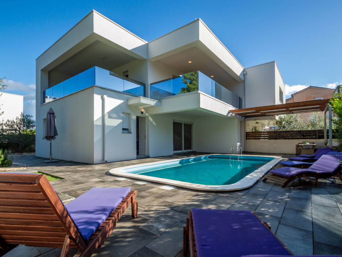 150 M² Ferienhaus ∙ 3 Schlafzimmer ∙ 6 Gäste - Vodice