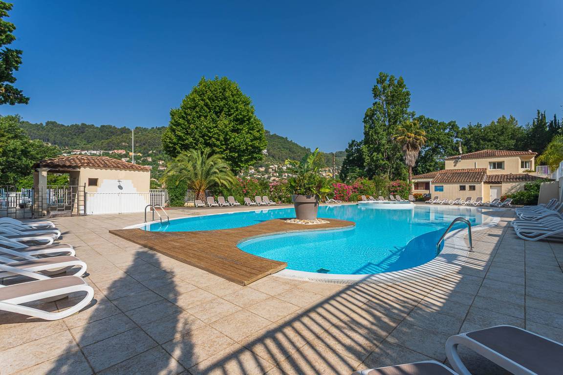35 M² Maison De Vacances ∙ 2 Chambres ∙ 6 Personnes - Pierrefeu-du-Var