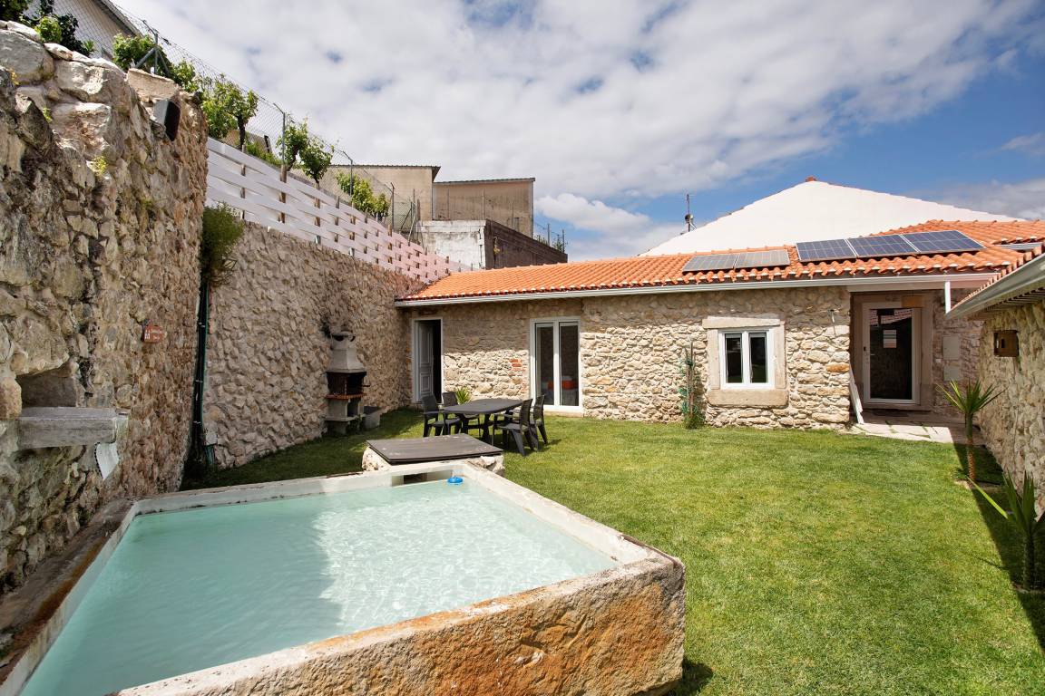 148 M² House ∙ 5 Bedrooms ∙ 12 Guests - Fátima