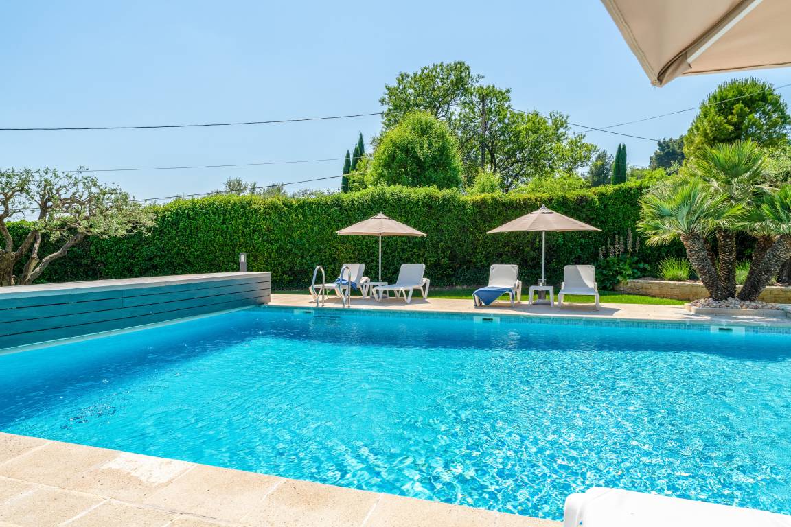 125 M² Maison De Vacances ∙ 3 Chambres ∙ 6 Personnes - Mazan