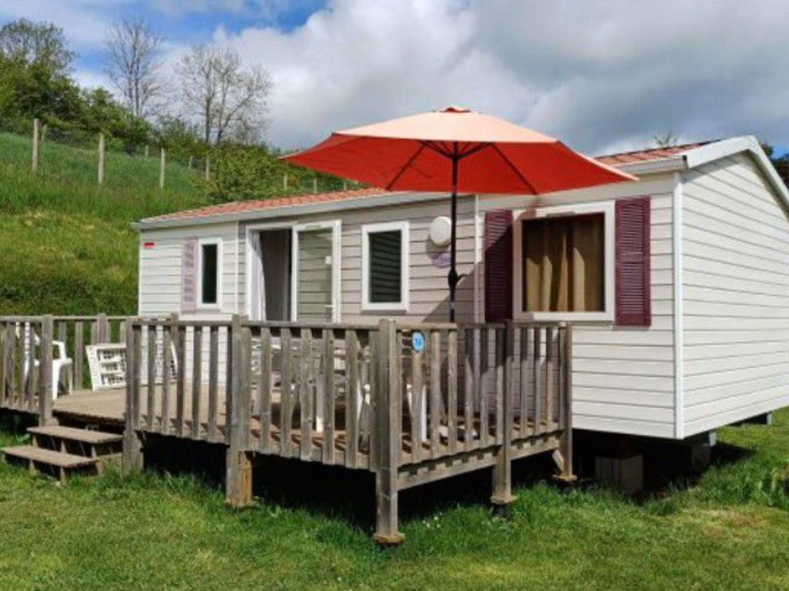 32 M² Asuntovaunu ∙ 3 Makuuhuonetta ∙ 6 Vierasta - Langogne