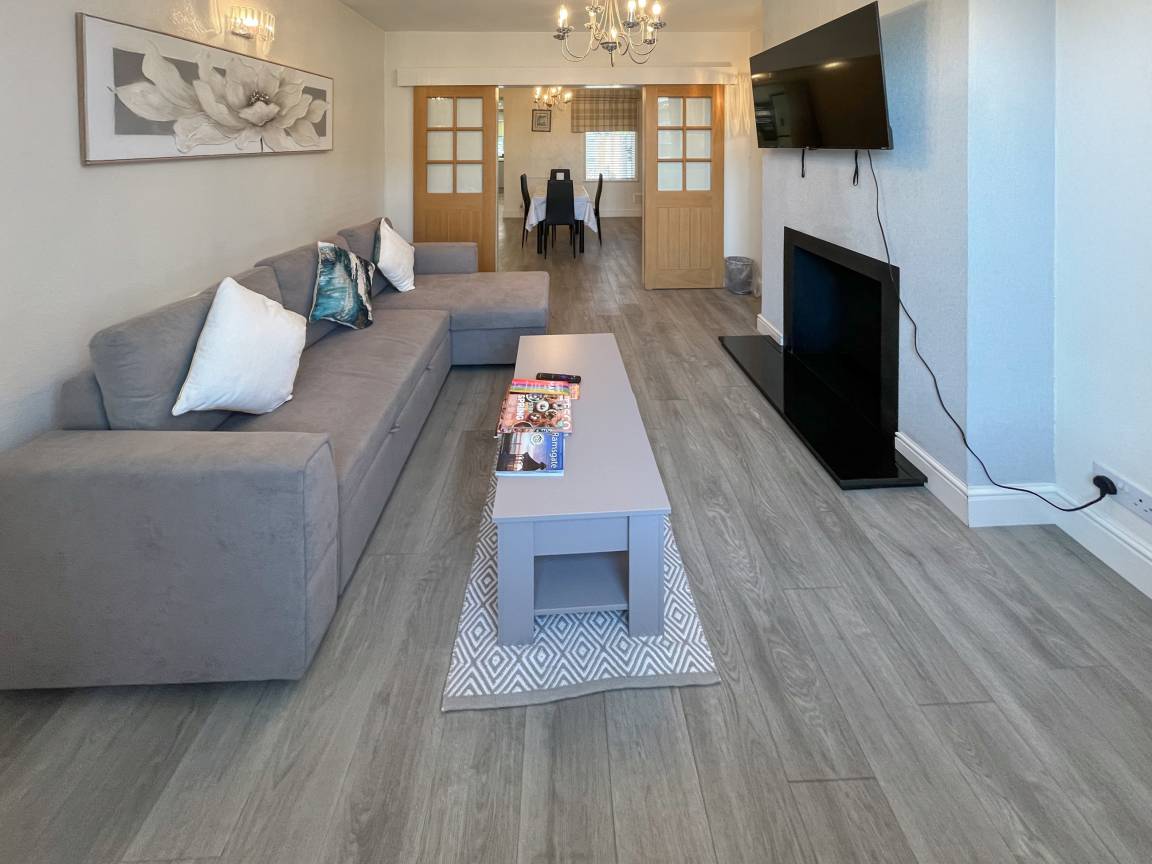 Cottage ∙ 2 Bedrooms ∙ 4 Guests - 