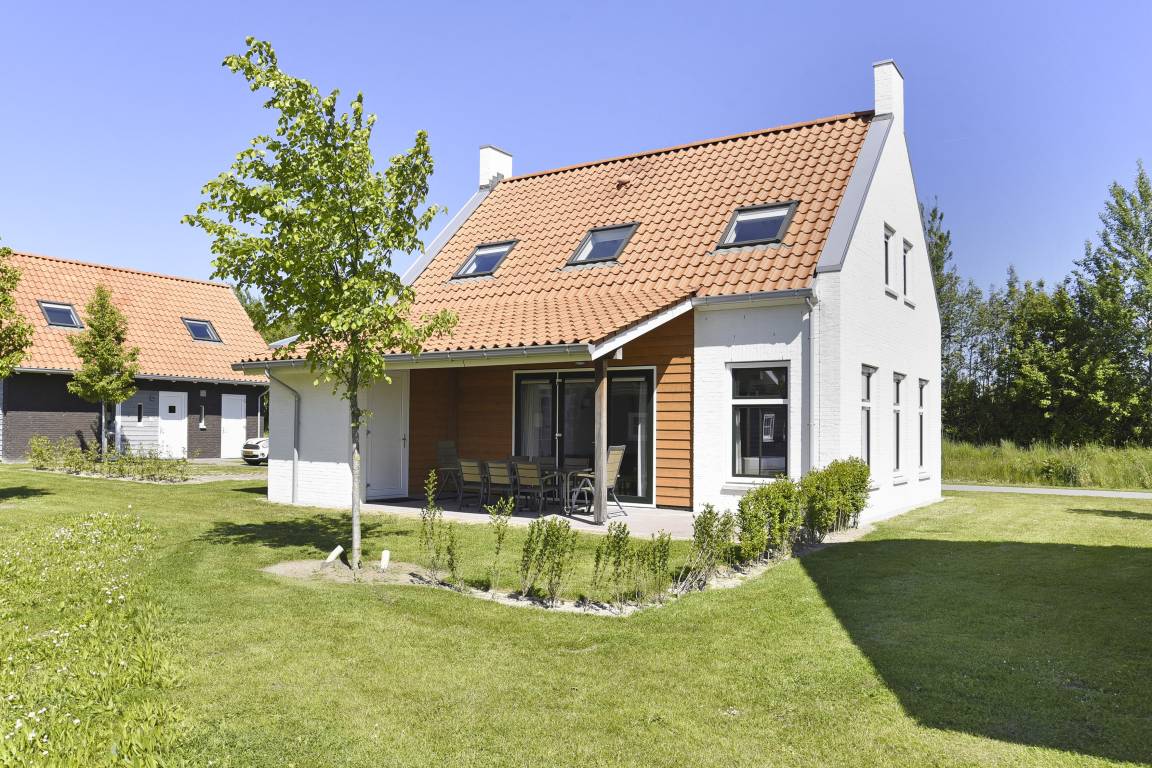 114 M² Ferienhaus ∙ 4 Schlafzimmer ∙ 8 Gäste - Cadzand