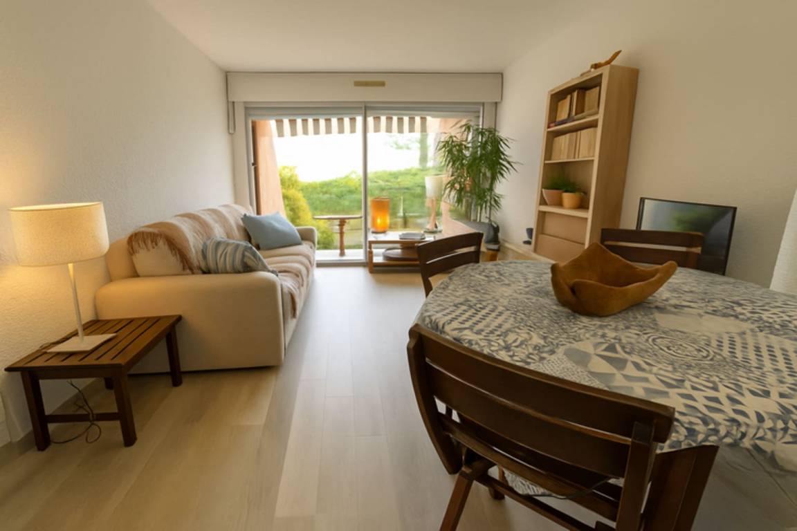 55 M² Apartment ∙ 2 Bedrooms ∙ 6 Guests - Bandol