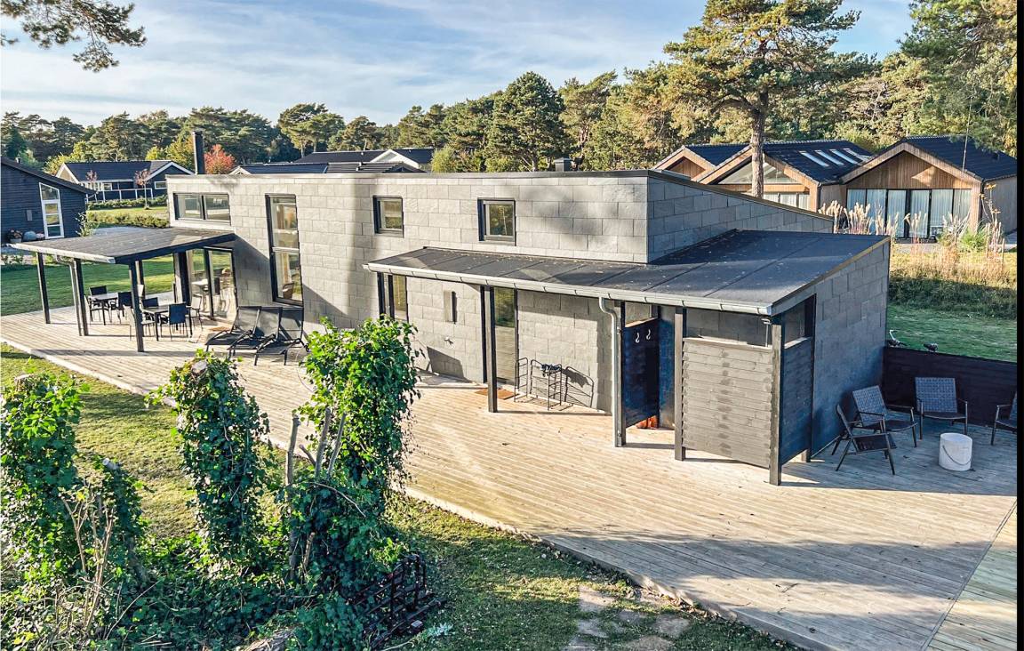 130 M² Ferienhaus ∙ 4 Schlafzimmer ∙ 10 Gäste - Bornholm