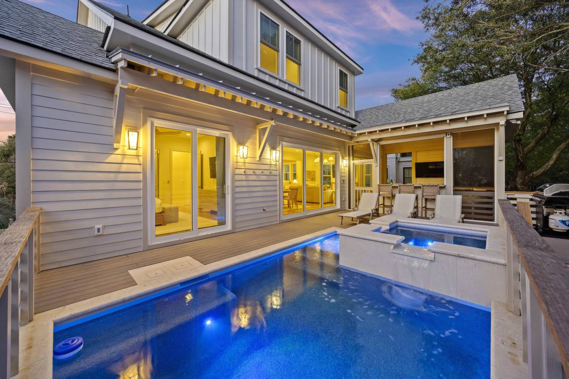 325 M² House ∙ 6 Bedrooms ∙ 14 Guests - Isle of Palms, SC