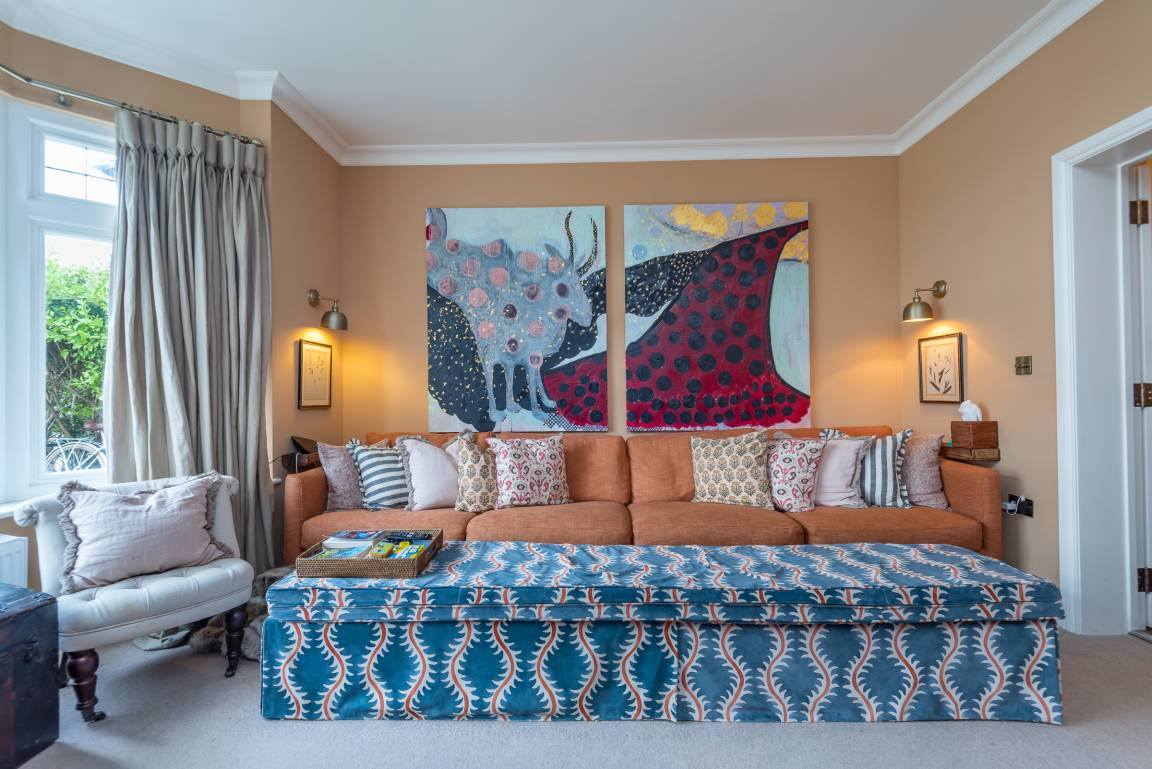 250 M² House ∙ 5 Bedrooms ∙ 10 Guests - London