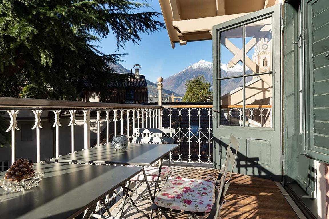 66 M² Ferienwohnung ∙ 2 Schlafzimmer ∙ 6 Gäste - Meran