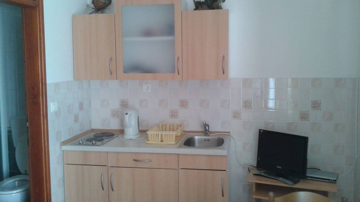 23 M² Hotel ∙ 1 Schlafzimmer ∙ 2 Gäste - Šibenik